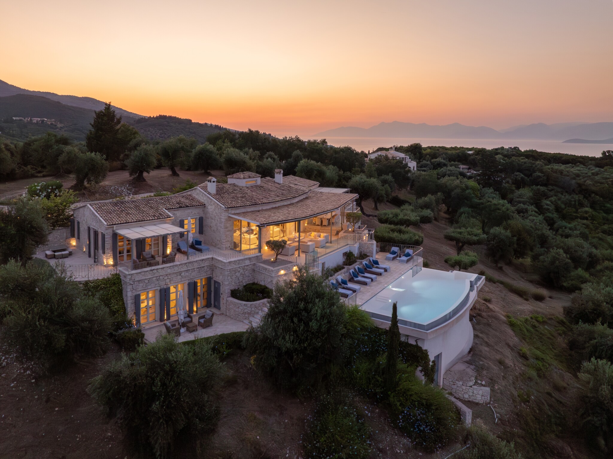 Blue Aesthet - Greece Sotheby's International Realty